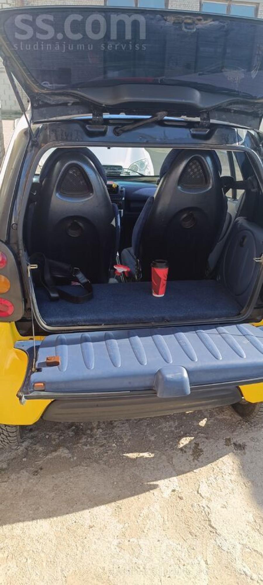 Dzeltens Smart Fortwo 1999 Daugavpils, ar dzinēja tilpumu 0.60 L un nobraukumu 189 tūkst. km par 1450 €, foto 5 vietnē AUTOMOTO.COM.LV