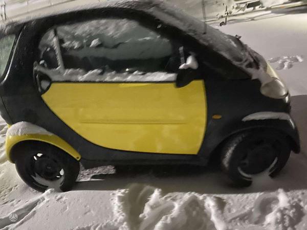Dzeltens Smart Fortwo 2000 Kauņa, ar dzinēja tilpumu 0.60 L un nobraukumu 164 tūkst. km par 850 €, foto 2 vietnē AUTOMOTO.COM.LV