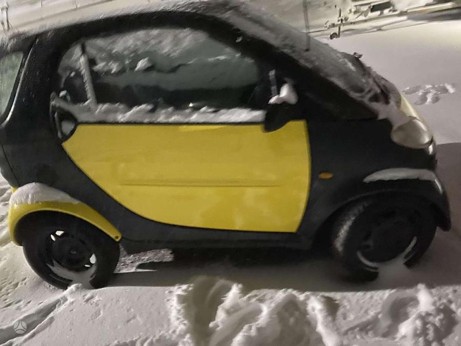 Dzeltens Smart Fortwo 2000 Kauņa, ar dzinēja tilpumu 0.60 L un nobraukumu 164 tūkst. km par 850 €, foto 2 vietnē AUTOMOTO.COM.LV