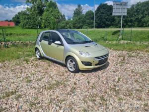 Yellow Smart Fortwo 2005 in Ludza, with an engine capacity of 1.30 L and mileage of 0 thousand km for 1650 €, photo 3 on AUTOMOTO.COM.LV