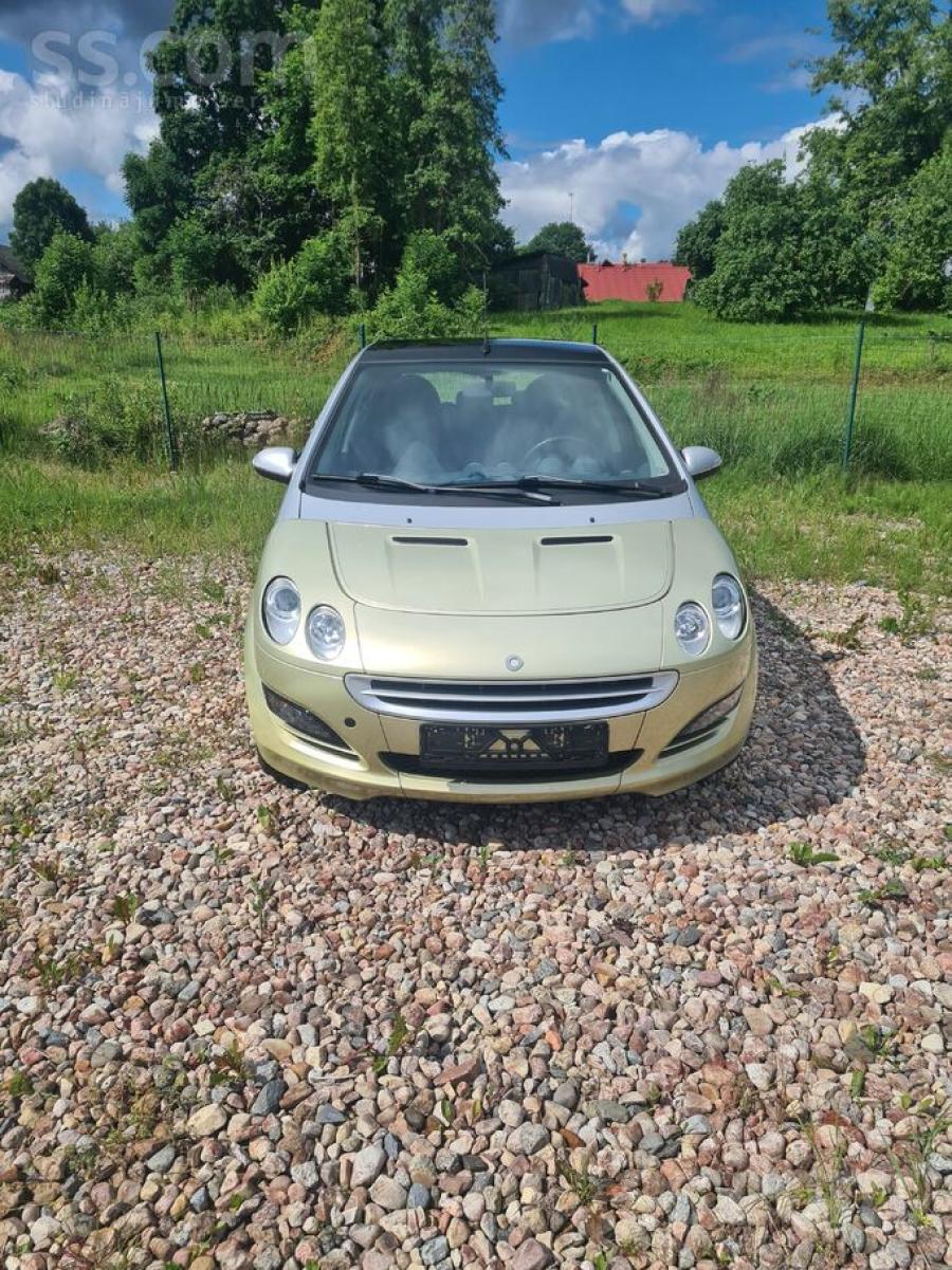 Yellow Smart Fortwo 2005 in Ludza, with an engine capacity of 1.30 L and mileage of 0 thousand km for 1650 €, photo 5 on AUTOMOTO.COM.LV