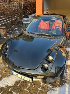 Black Smart Roadster 2005 in Riga, with an engine capacity of 0.90 L and mileage of 155 thousand km for 6500 €, photo 4 on AUTOMOTO.COM.LV