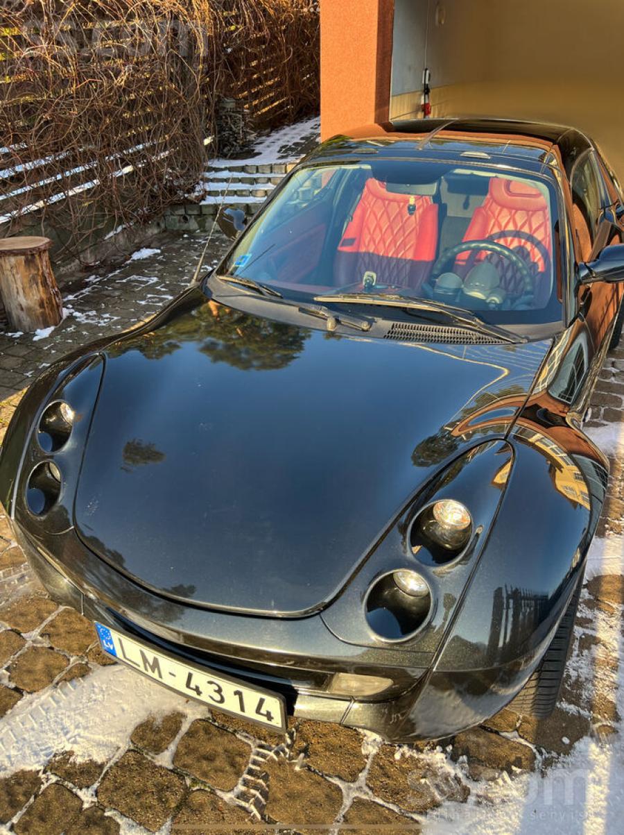 Black Smart Roadster 2005 in Riga, with an engine capacity of 0.90 L and mileage of 155 thousand km for 6500 €, photo 4 on AUTOMOTO.COM.LV