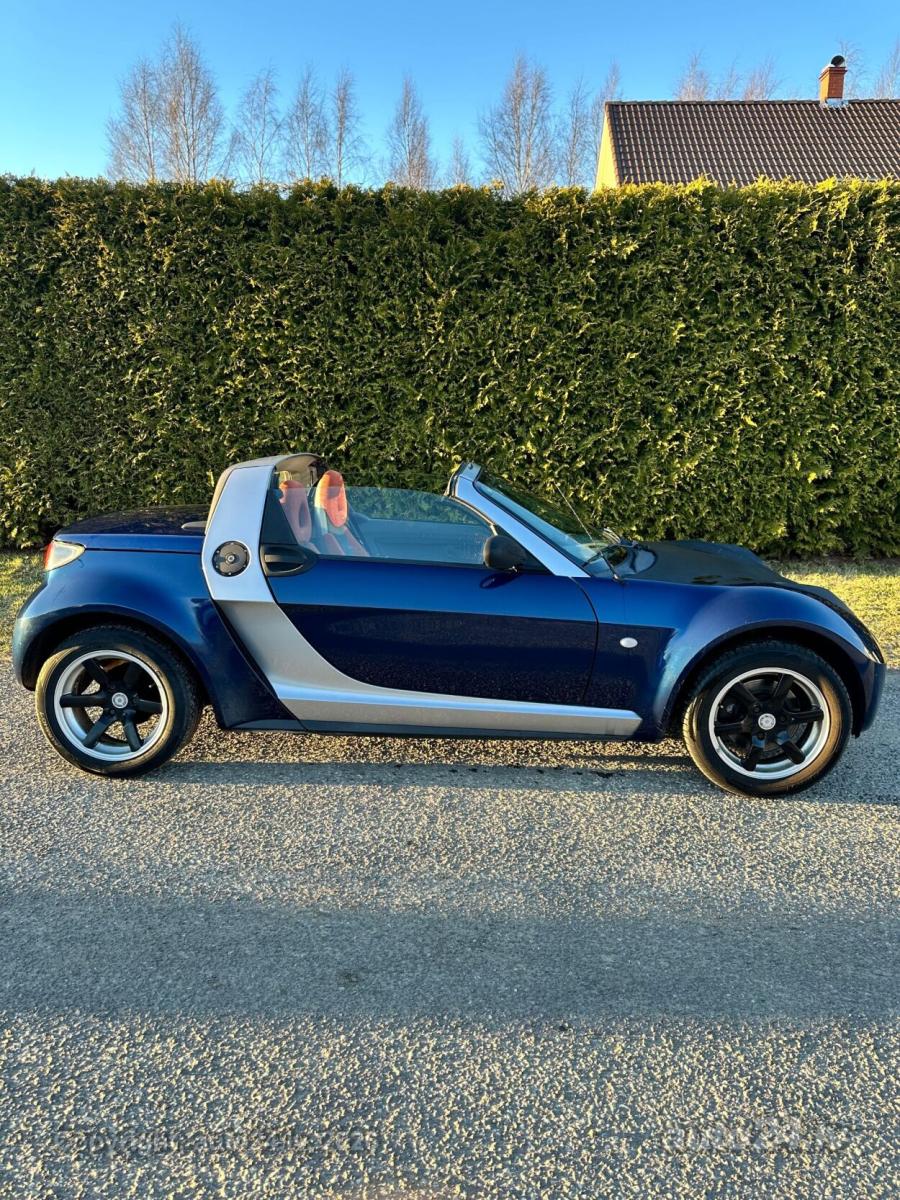 Zils Smart Roadster 2003 Tallina, ar dzinēja tilpumu 0.70 L un nobraukumu 194 tūkst. km par 3150 €, foto 2 vietnē AUTOMOTO.COM.LV