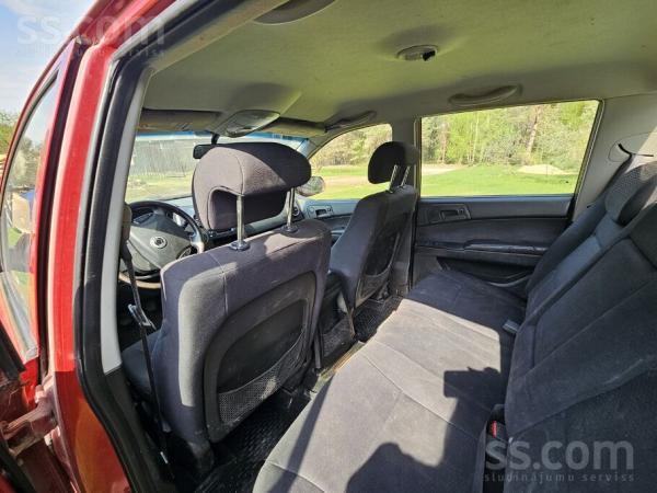 Sarkans SsangYong Actyon 2008 Daugavpils, ar dzinēja tilpumu 2.00 L un nobraukumu 204 tūkst. km par 2000 €, foto 7 vietnē AUTOMOTO.COM.LV