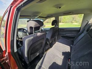 Sarkans SsangYong Actyon 2008 Daugavpils, ar dzinēja tilpumu 2.00 L un nobraukumu 204 tūkst. km par 2000 €, foto 8 vietnē AUTOMOTO.COM.LV