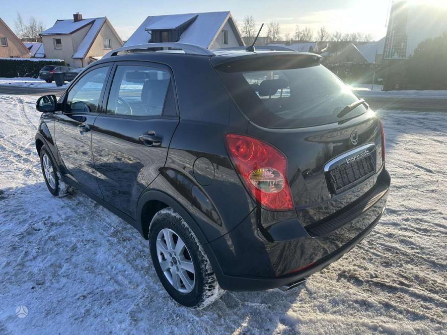 Melns SsangYong Korando 2013 Šauļi, ar dzinēja tilpumu 2.00 L un nobraukumu 204 tūkst. km par 4150 €, foto 7 vietnē AUTOMOTO.COM.LV