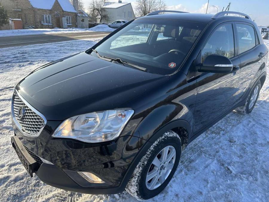Melns SsangYong Korando 2013 Šauļi, ar dzinēja tilpumu 2.00 L un nobraukumu 204 tūkst. km par 4150 €, foto 12 vietnē AUTOMOTO.COM.LV
