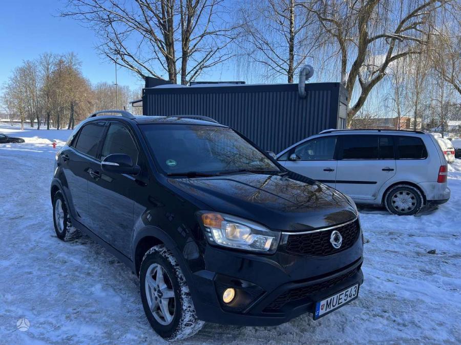 Melns SsangYong Korando 2016 Kauņa, ar dzinēja tilpumu 2.00 L un nobraukumu 98 tūkst. km par 6999 €, foto 7 vietnē AUTOMOTO.COM.LV