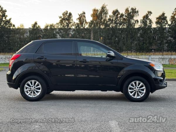 Melns SsangYong Korando 2016 Tallina, ar dzinēja tilpumu 2.00 L un nobraukumu 89 tūkst. km par 5999 €, foto 2 vietnē AUTOMOTO.COM.LV