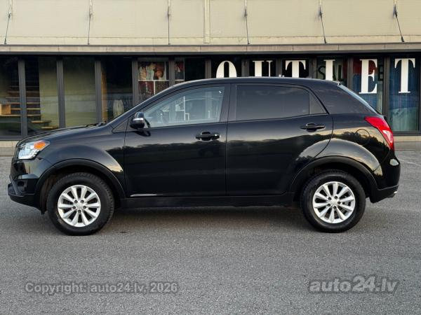 Melns SsangYong Korando 2016 Tallina, ar dzinēja tilpumu 2.00 L un nobraukumu 89 tūkst. km par 5999 €, foto 5 vietnē AUTOMOTO.COM.LV