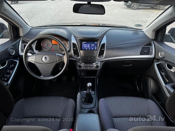 Melns SsangYong Korando 2016 Tallina, ar dzinēja tilpumu 2.00 L un nobraukumu 89 tūkst. km par 5999 €, foto 7 vietnē AUTOMOTO.COM.LV