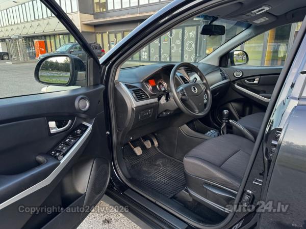 Melns SsangYong Korando 2016 Tallina, ar dzinēja tilpumu 2.00 L un nobraukumu 89 tūkst. km par 5999 €, foto 8 vietnē AUTOMOTO.COM.LV