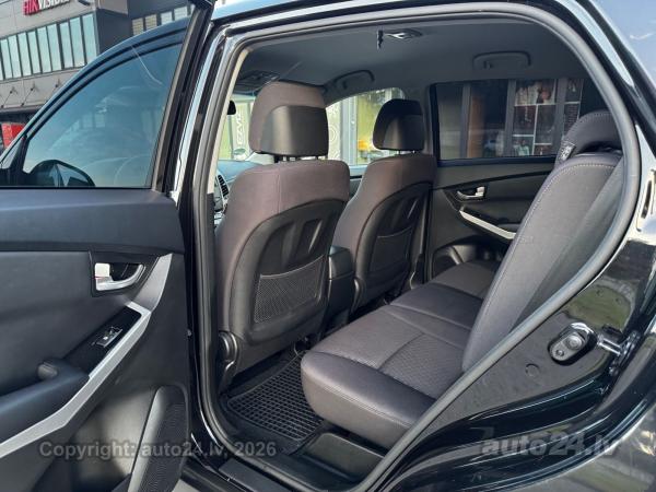 Melns SsangYong Korando 2016 Tallina, ar dzinēja tilpumu 2.00 L un nobraukumu 89 tūkst. km par 5999 €, foto 9 vietnē AUTOMOTO.COM.LV