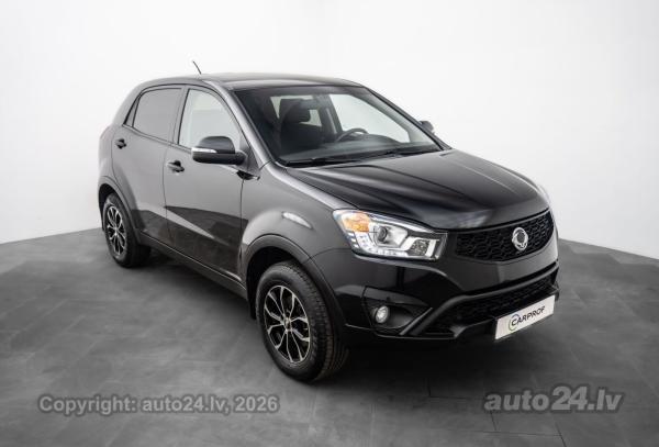 Melns SsangYong Korando 2015 Tallina, ar dzinēja tilpumu 2.00 L un nobraukumu 148 tūkst. km par 5499 €, foto 3 vietnē AUTOMOTO.COM.LV