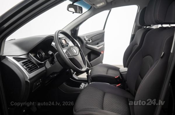 Melns SsangYong Korando 2015 Tallina, ar dzinēja tilpumu 2.00 L un nobraukumu 148 tūkst. km par 5499 €, foto 7 vietnē AUTOMOTO.COM.LV
