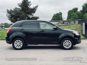 Black SsangYong Korando 2016 in Tallinn, with an engine capacity of 2.00 L and mileage of 89 thousand km for 6500 €, photo 3 on AUTOMOTO.COM.LV