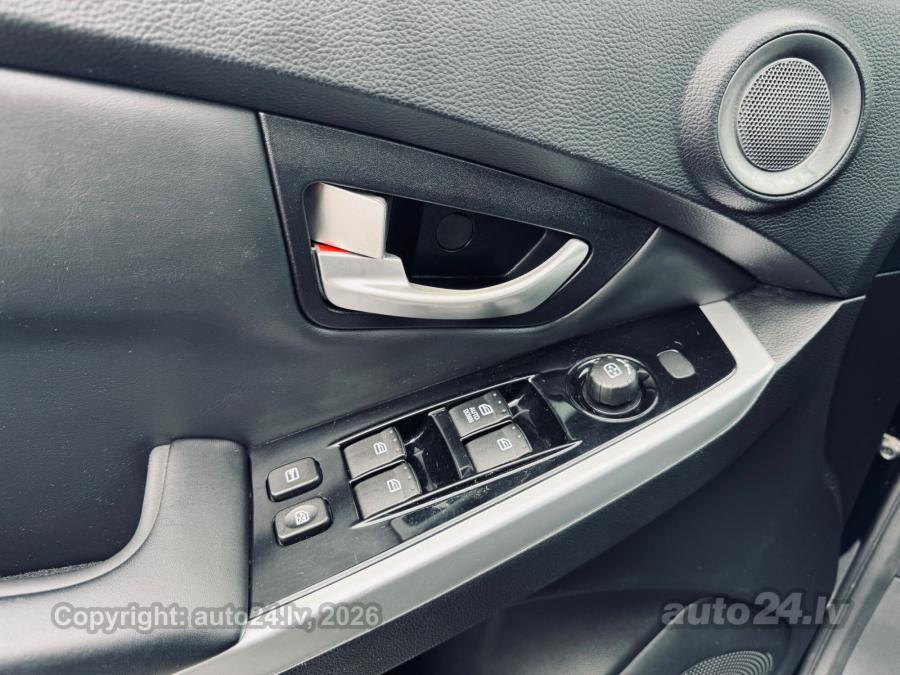 Black SsangYong Korando 2016 in Tallinn, with an engine capacity of 2.00 L and mileage of 89 thousand km for 6500 €, photo 20 on AUTOMOTO.COM.LV
