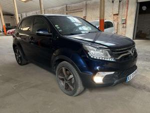Zils SsangYong Korando 2017 Tauragė, ar dzinēja tilpumu 2.20 L un nobraukumu 68 tūkst. km par 4900 €, foto 3 vietnē AUTOMOTO.COM.LV