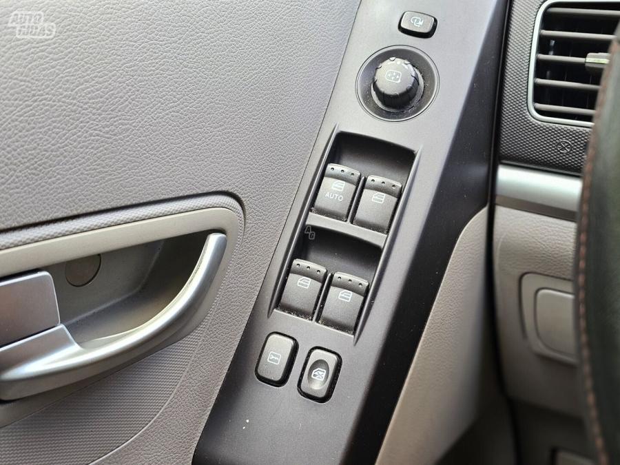 SsangYong Korando 2011 in Ariogala, with an engine capacity of 2.00 L and mileage of 93 thousand km for 4400 €, photo 15 on AUTOMOTO.COM.LV