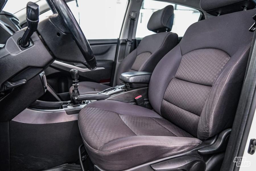 SsangYong Korando 2016 in Kaunas, with an engine capacity of 2.20 L and mileage of 209 thousand km for 5790 €, photo 7 on AUTOMOTO.COM.LV