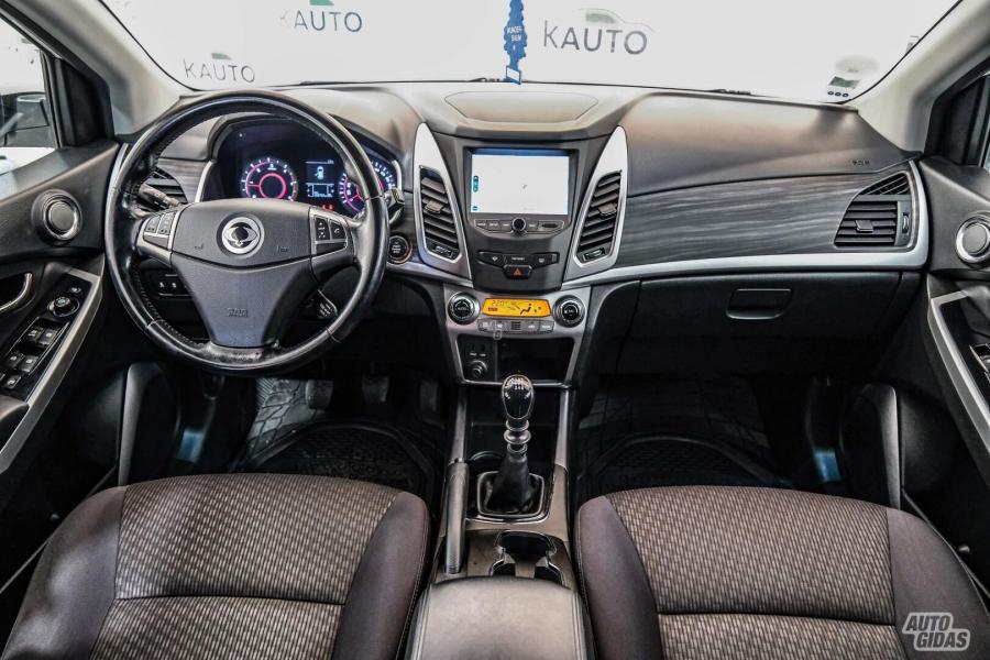 SsangYong Korando 2016 in Kaunas, with an engine capacity of 2.20 L and mileage of 209 thousand km for 5790 €, photo 9 on AUTOMOTO.COM.LV