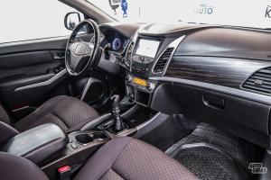 SsangYong Korando 2016 in Kaunas, with an engine capacity of 2.20 L and mileage of 209 thousand km for 5790 €, photo 12 on AUTOMOTO.COM.LV