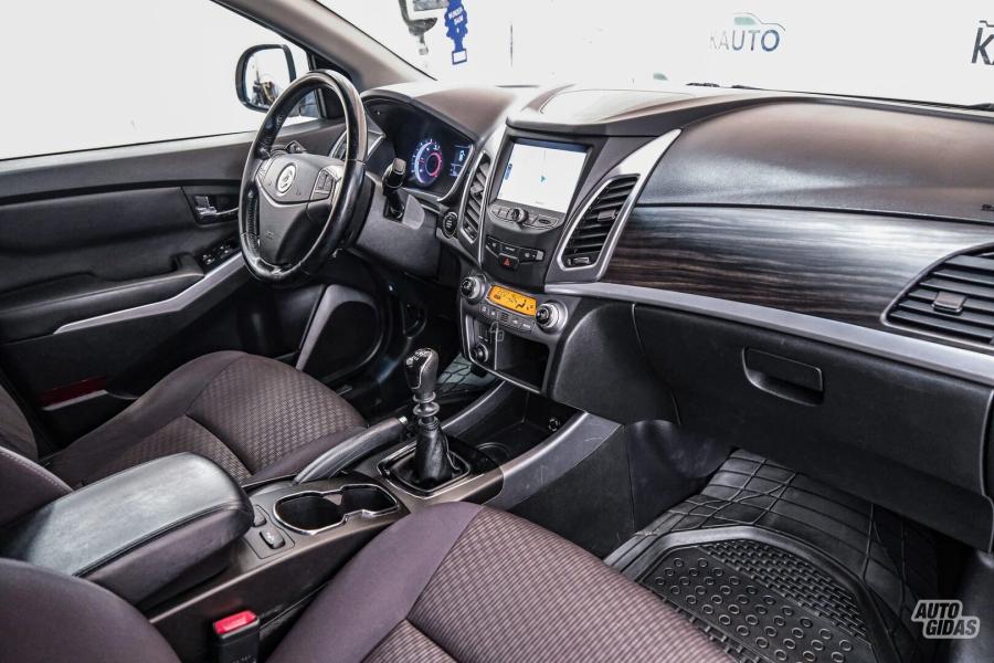 SsangYong Korando 2016 in Kaunas, with an engine capacity of 2.20 L and mileage of 209 thousand km for 5790 €, photo 12 on AUTOMOTO.COM.LV