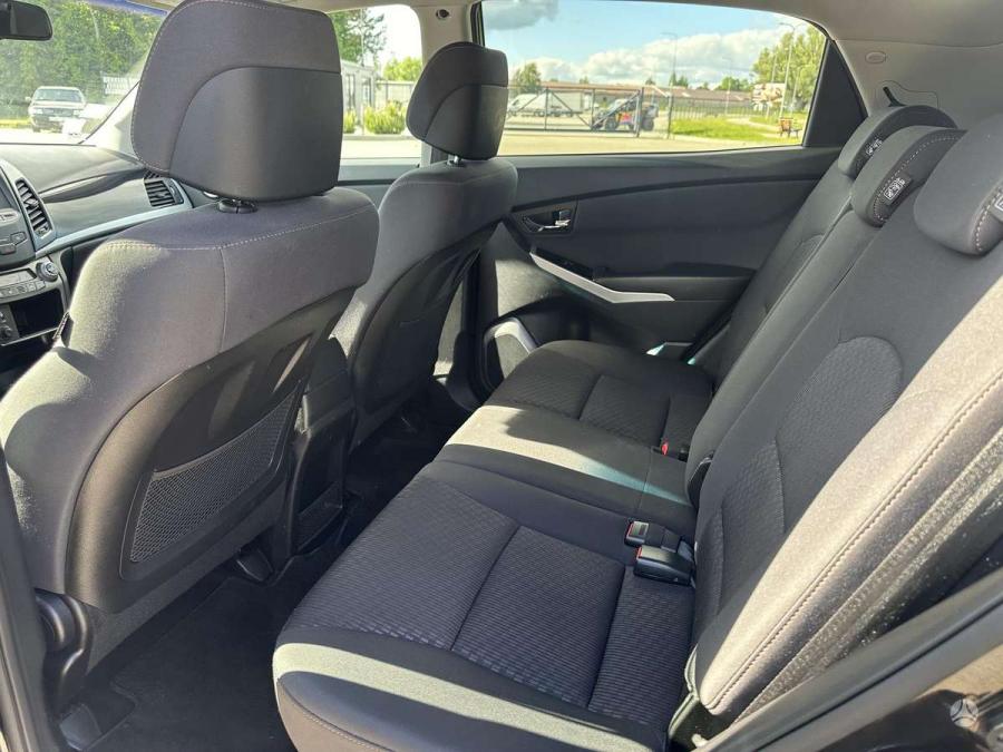 SsangYong Korando 2018 in Taurage, with an engine capacity of 2.20 L and mileage of 128 thousand km for 5900 €, photo 13 on AUTOMOTO.COM.LV