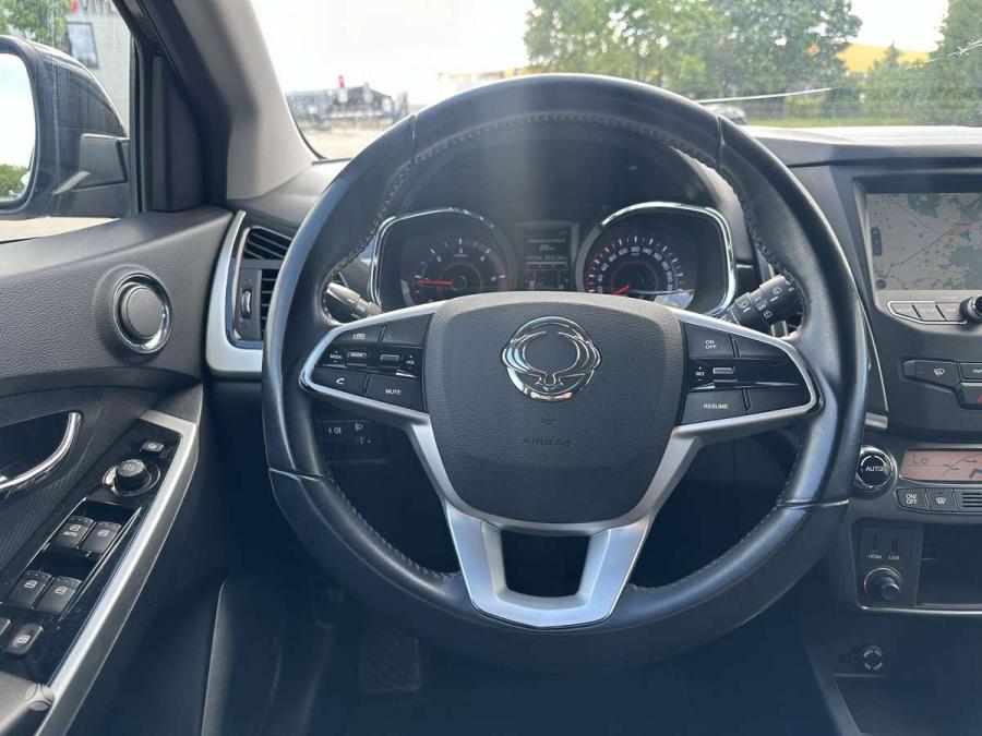 SsangYong Korando 2018 in Taurage, with an engine capacity of 2.20 L and mileage of 128 thousand km for 5900 €, photo 16 on AUTOMOTO.COM.LV