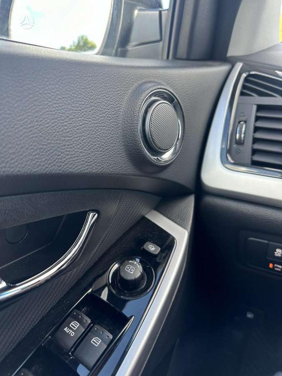SsangYong Korando 2018 in Taurage, with an engine capacity of 2.20 L and mileage of 128 thousand km for 5900 €, photo 22 on AUTOMOTO.COM.LV