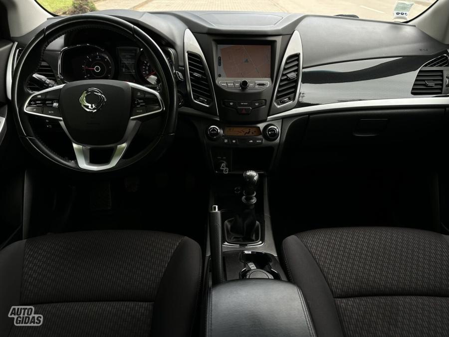 SsangYong Korando 2018 Tauragė, ar dzinēja tilpumu 2.20 L un nobraukumu 128 tūkst. km par 6900 €, foto 12 vietnē AUTOMOTO.COM.LV