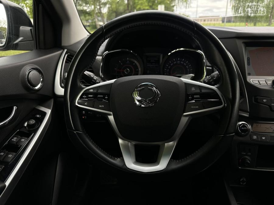 SsangYong Korando 2018 Tauragė, ar dzinēja tilpumu 2.20 L un nobraukumu 128 tūkst. km par 6900 €, foto 13 vietnē AUTOMOTO.COM.LV