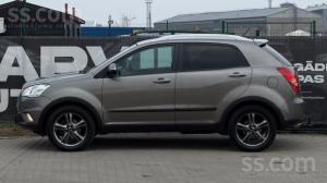 Pelēks SsangYong Korando 2011 Liepāja, ar dzinēja tilpumu 2.00 L un nobraukumu 281 tūkst. km par 4450 €, foto 8 vietnē AUTOMOTO.COM.LV