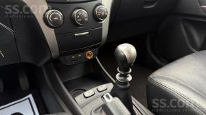 Pelēks SsangYong Korando 2011 Liepāja, ar dzinēja tilpumu 2.00 L un nobraukumu 281 tūkst. km par 4450 €, foto 16 vietnē AUTOMOTO.COM.LV