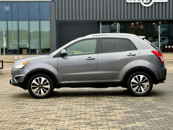 Pelēks SsangYong Korando 2015 Šauļi, ar dzinēja tilpumu 2.00 L un nobraukumu 141 tūkst. km par 4590 €, foto 9 vietnē AUTOMOTO.COM.LV