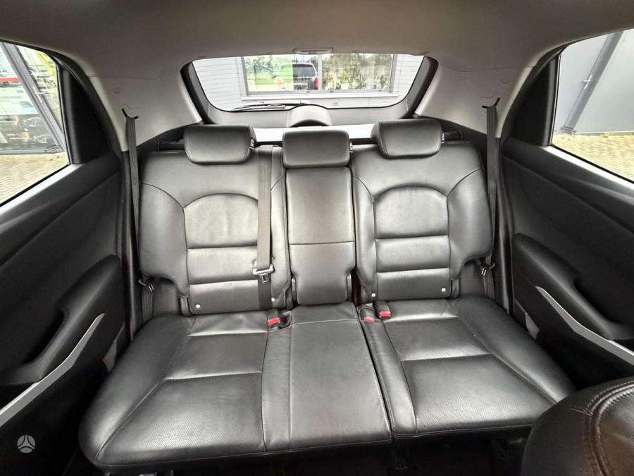Pelēks SsangYong Korando 2015 Šauļi, ar dzinēja tilpumu 2.00 L un nobraukumu 141 tūkst. km par 4590 €, foto 19 vietnē AUTOMOTO.COM.LV