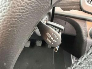Pelēks SsangYong Korando 2015 Šauļi, ar dzinēja tilpumu 2.00 L un nobraukumu 141 tūkst. km par 4590 €, foto 23 vietnē AUTOMOTO.COM.LV