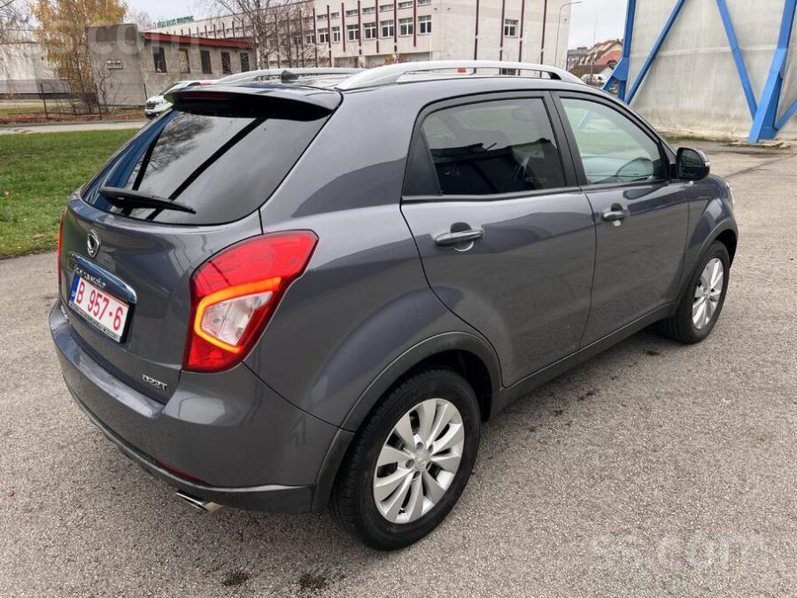 Pelēks SsangYong Korando 2017 Limbaži, ar dzinēja tilpumu 2.20 L un nobraukumu 179 tūkst. km par 6550 €, foto 5 vietnē AUTOMOTO.COM.LV