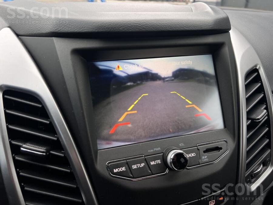 Pelēks SsangYong Korando 2017 Limbaži, ar dzinēja tilpumu 2.20 L un nobraukumu 179 tūkst. km par 6550 €, foto 16 vietnē AUTOMOTO.COM.LV