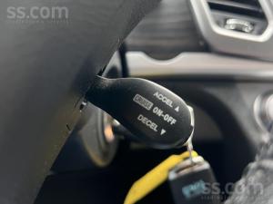 Pelēks SsangYong Korando 2017 Limbaži, ar dzinēja tilpumu 2.20 L un nobraukumu 179 tūkst. km par 6550 €, foto 21 vietnē AUTOMOTO.COM.LV