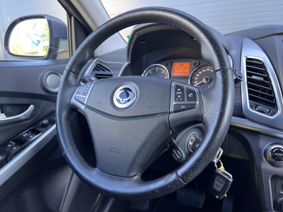 Pelēks SsangYong Korando 2017 Rīga, ar dzinēja tilpumu 2.20 L un nobraukumu 179 tūkst. km par 7550 €, foto 14 vietnē AUTOMOTO.COM.LV