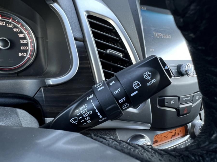 Pelēks SsangYong Korando 2017 Rīga, ar dzinēja tilpumu 2.20 L un nobraukumu 179 tūkst. km par 7550 €, foto 19 vietnē AUTOMOTO.COM.LV