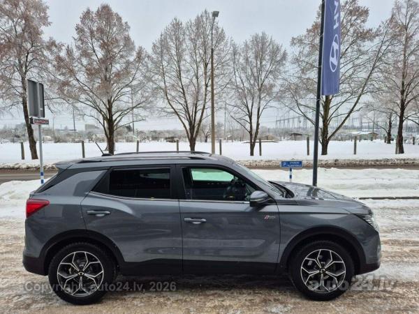 Pelēks SsangYong Korando 2022 Tartu, ar dzinēja tilpumu 1.50 L un nobraukumu 52 tūkst. km par 11900 €, foto 6 vietnē AUTOMOTO.COM.LV