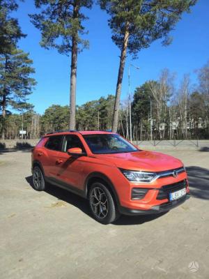 Oranžs SsangYong Korando 2021 Klaipėda, ar dzinēja tilpumu 1.50 L un nobraukumu 123 tūkst. km par 11499 €, foto  vietnē AUTOMOTO.COM.LV