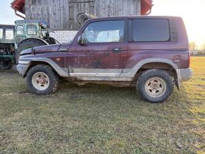 Sarkans SsangYong Korando 2001 Gulbene, ar dzinēja tilpumu 2.00 L un nobraukumu 291 tūkst. km par 1900 €, foto 3 vietnē AUTOMOTO.COM.LV