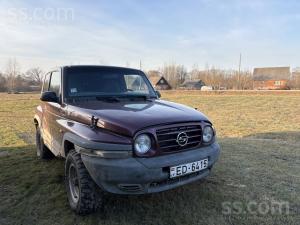 Sarkans SsangYong Korando 2001 Gulbene, ar dzinēja tilpumu 2.00 L un nobraukumu 291 tūkst. km par 1900 €, foto 5 vietnē AUTOMOTO.COM.LV