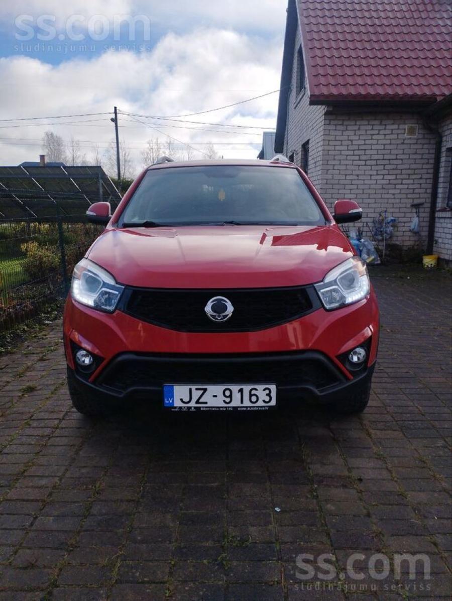 Sarkans SsangYong Korando 2015 Jūrmala, ar dzinēja tilpumu 2.00 L un nobraukumu 104 tūkst. km par 4400 €, foto 1 vietnē AUTOMOTO.COM.LV