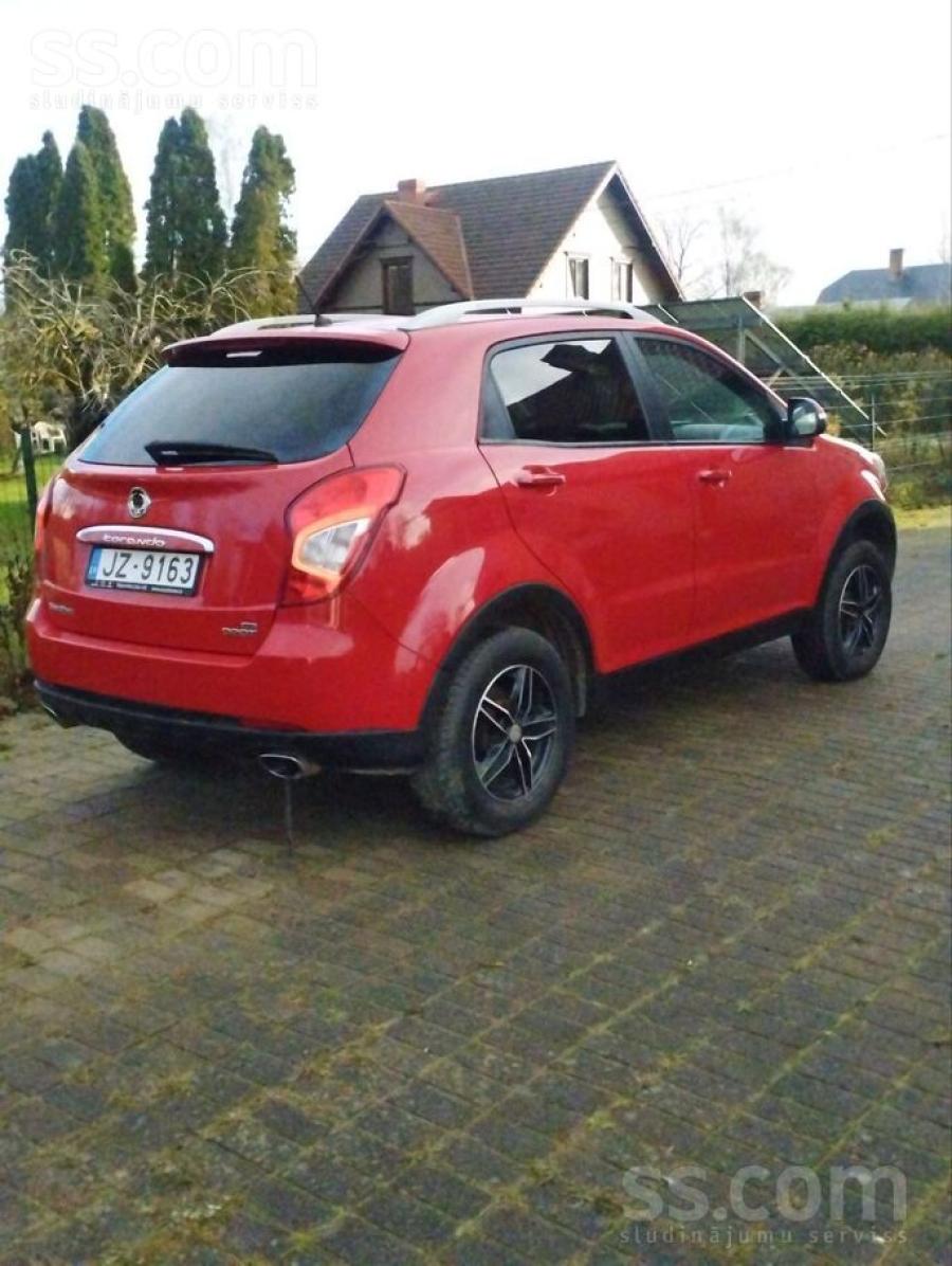 Sarkans SsangYong Korando 2015 Jūrmala, ar dzinēja tilpumu 2.00 L un nobraukumu 104 tūkst. km par 4400 €, foto 8 vietnē AUTOMOTO.COM.LV