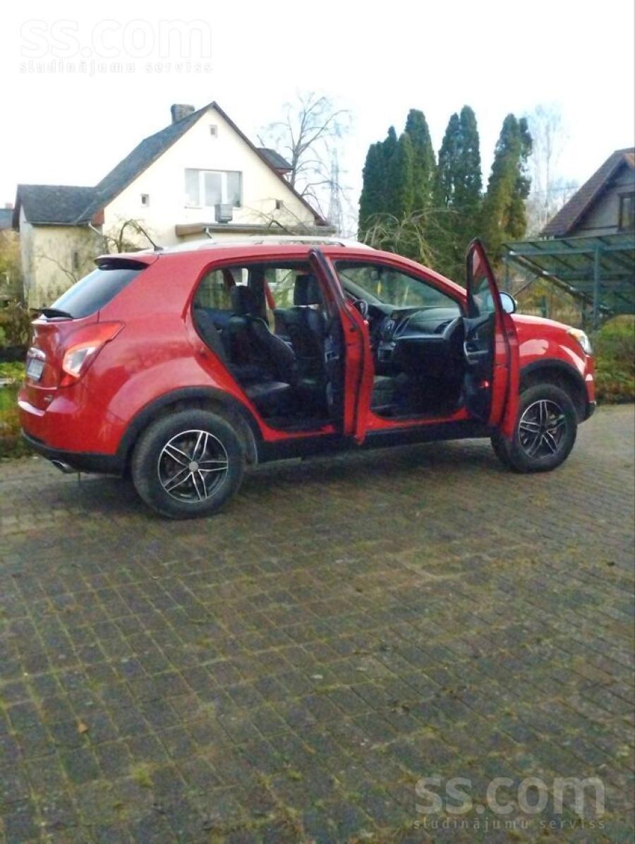 Sarkans SsangYong Korando 2015 Jūrmala, ar dzinēja tilpumu 2.00 L un nobraukumu 104 tūkst. km par 4400 €, foto 20 vietnē AUTOMOTO.COM.LV
